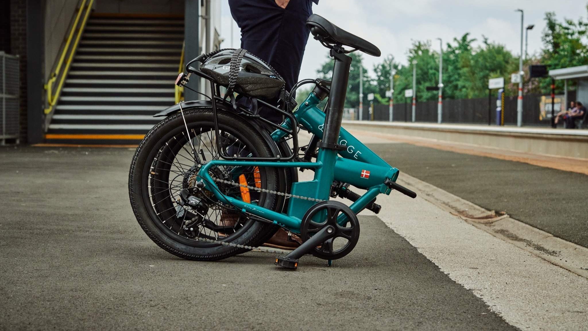 Folding & Compact Electric Bikes | Lightweight, Space-Saving Power ...